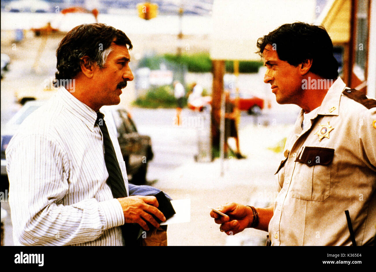 Copland 1997 robert de niro Banque de photographies et d’images à haute ...