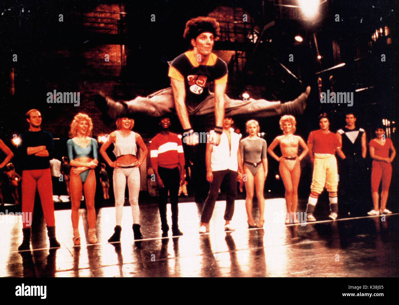 A chorus line 1985 Banque de photographies et d’images à haute ...