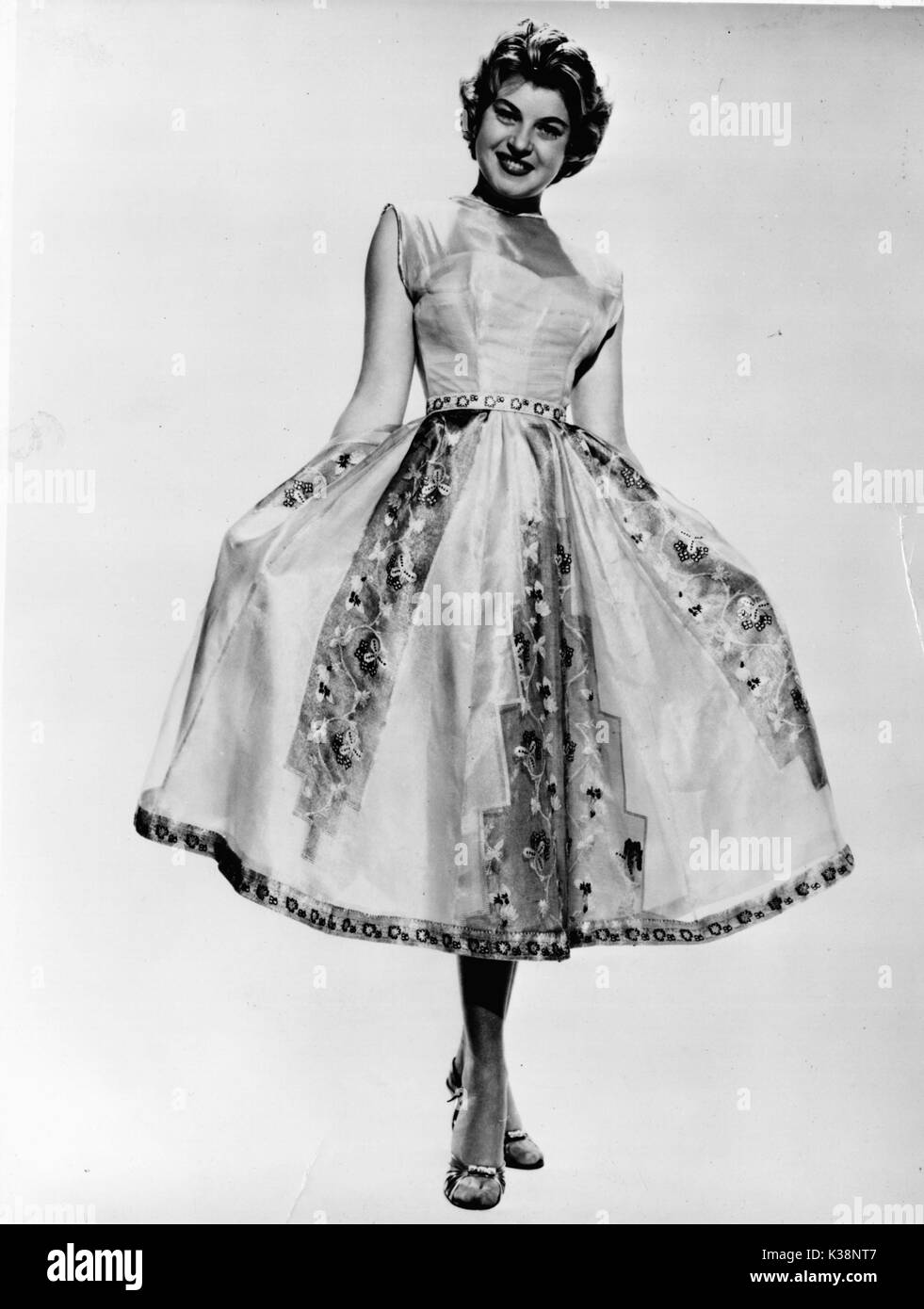 Shani wallis Banque de photographies et d’images à haute résolution - Alamy