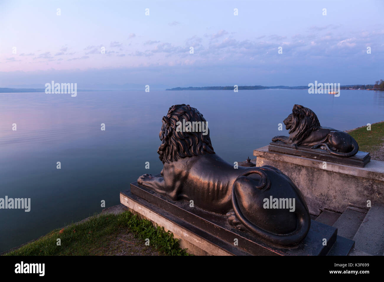 Lions tutzinger au lac starnberg starnberger voir Banque de photographies et d’images à haute ...