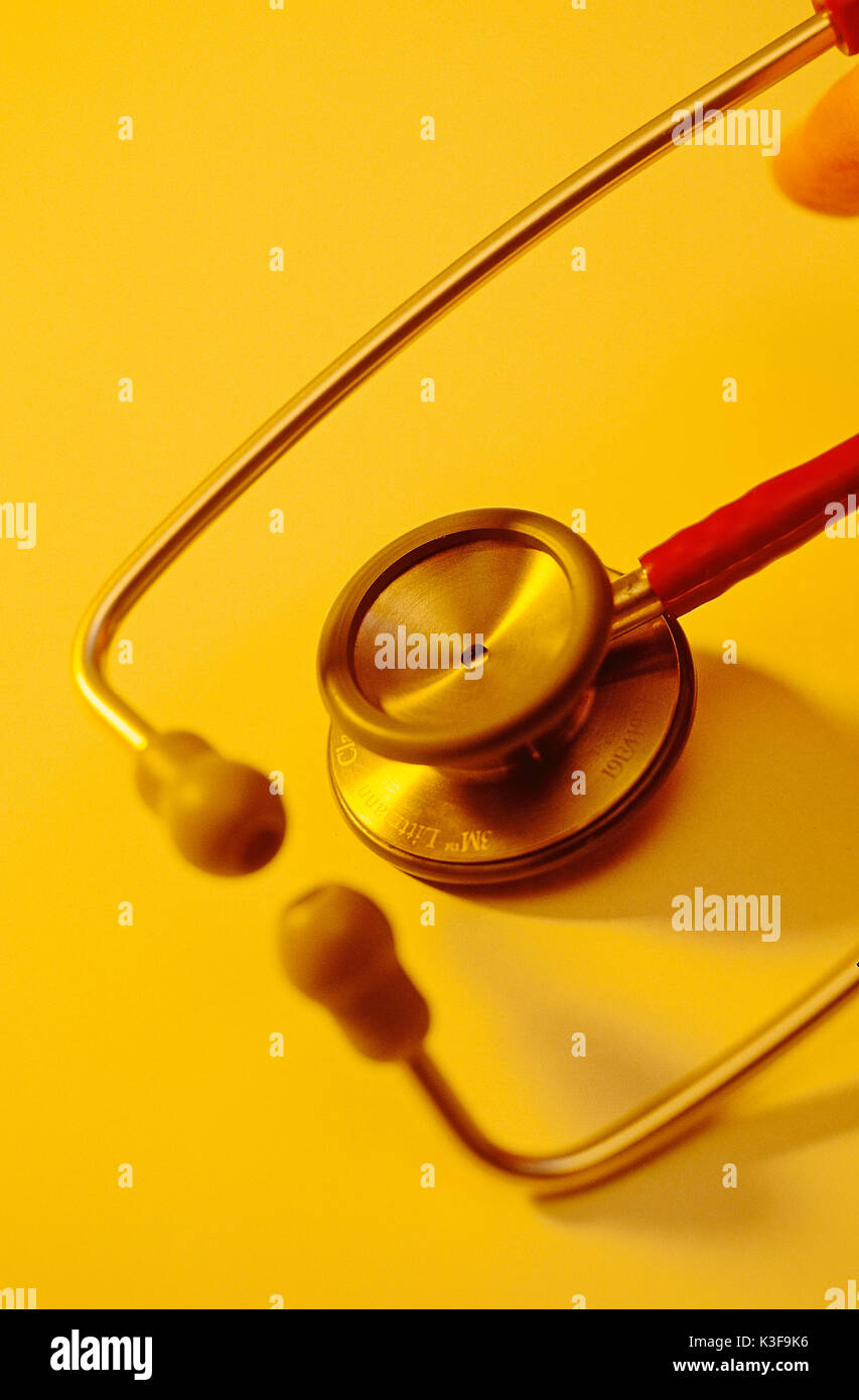Auscultation stethoscope Banque de photographies et d’images à haute ...