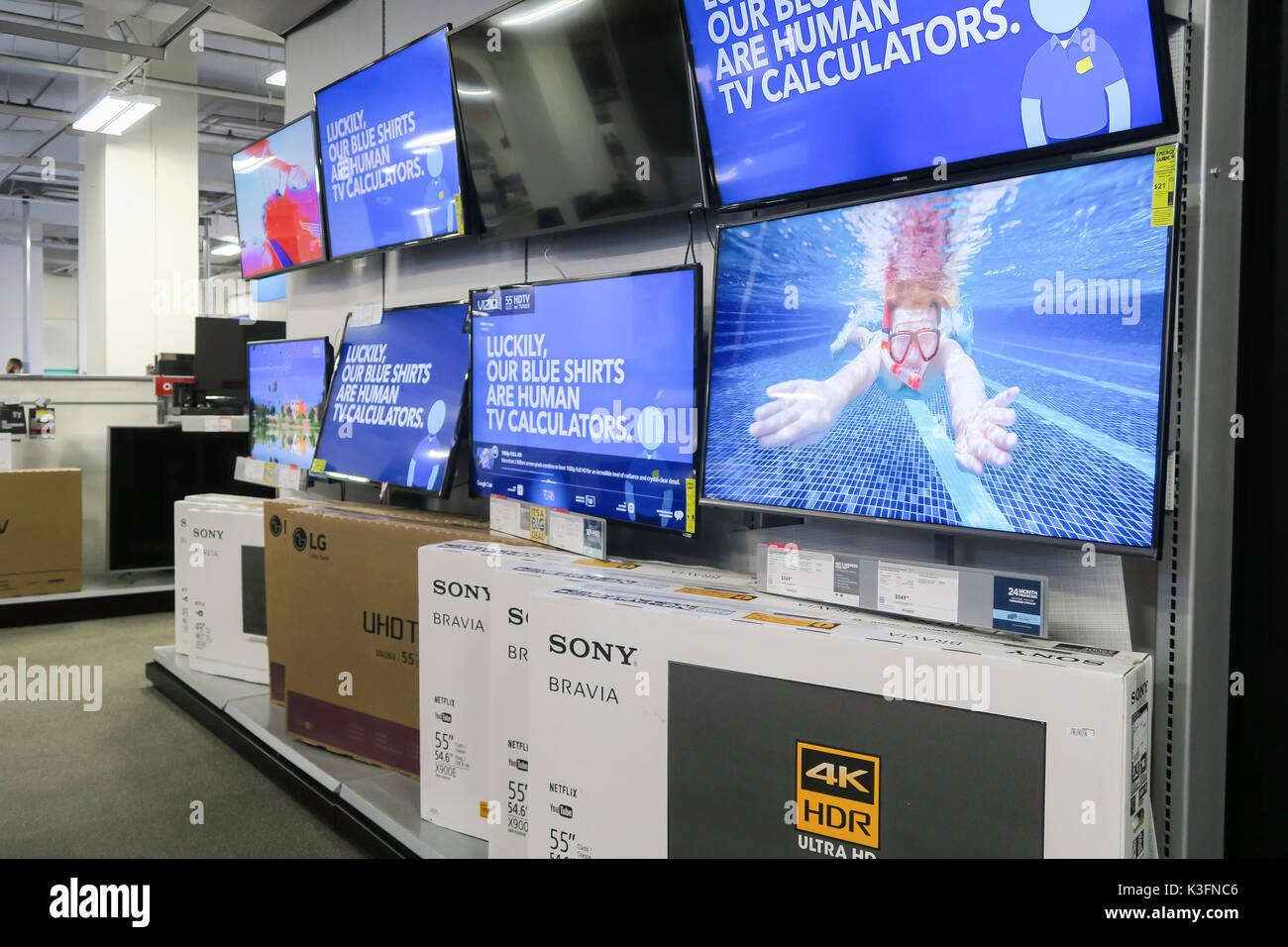 Electronic shop usa store