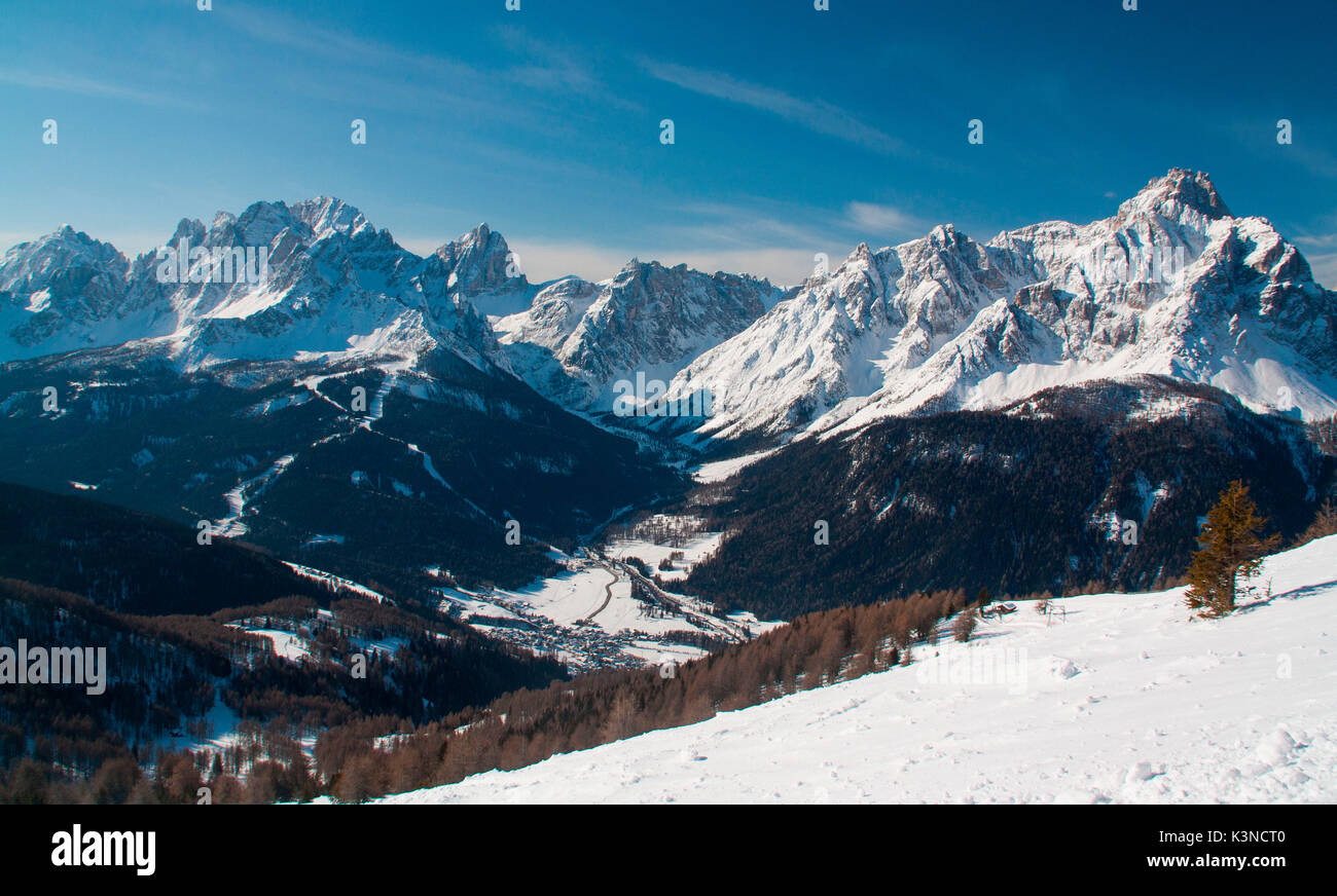 Elmo sesto Banque de photographies et d’images à haute résolution - Alamy