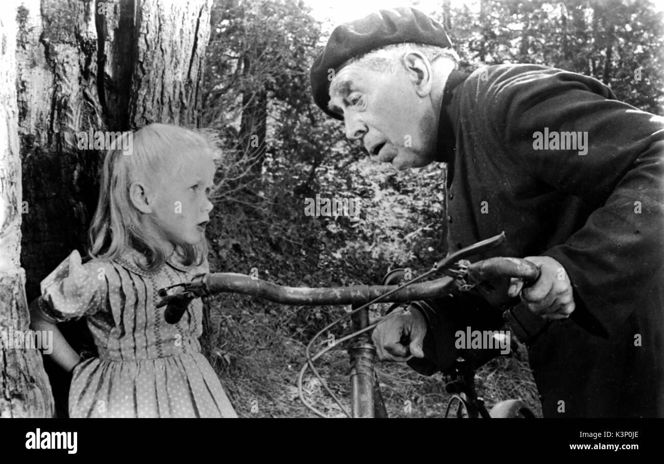 Jeux Interdits Jeux Interdits Banque d'images noir et blanc - Alamy