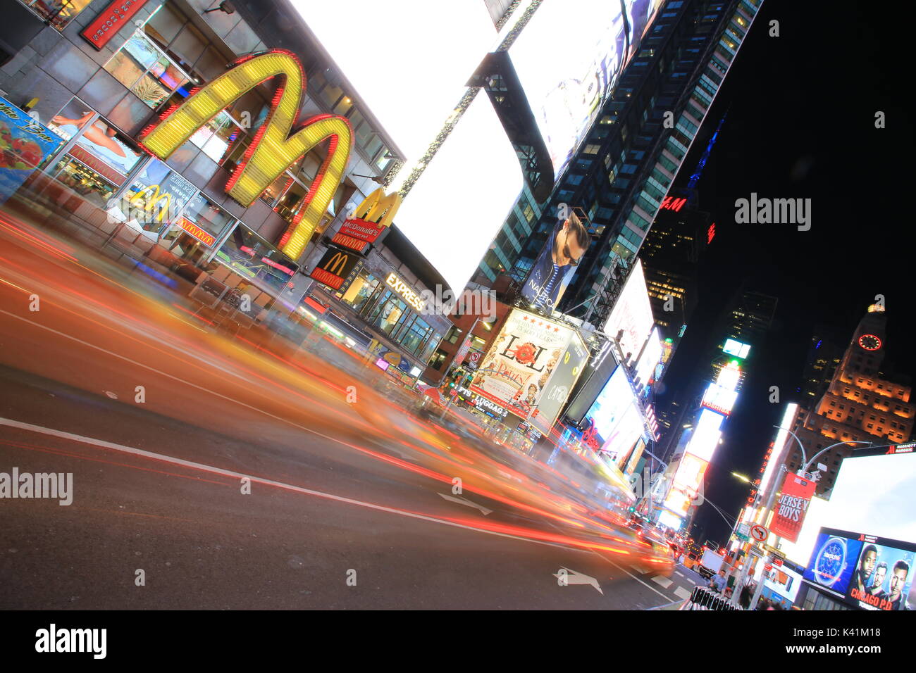 Mcdonalds restaurant times square new Banque de photographies et d ...