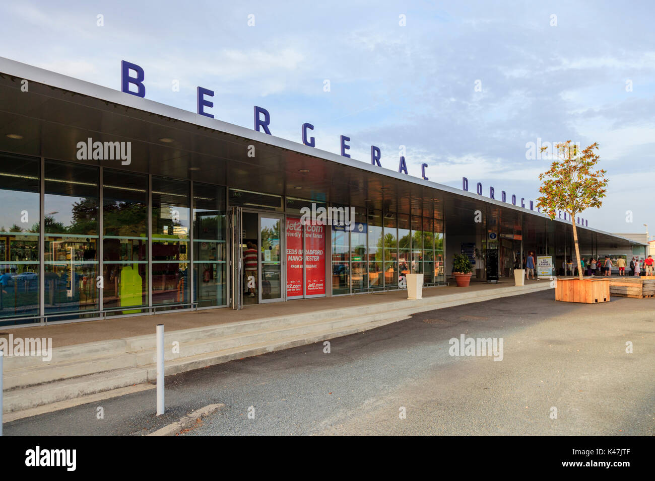 Bergerac dordogne périgord airport Banque de photographies et d’images ...