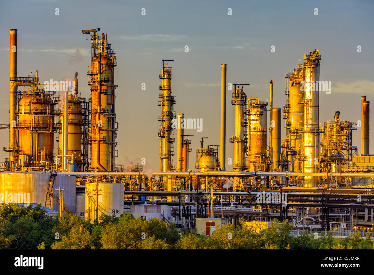 Oil refinery edmonton alberta Banque de photographies et d’images à ...