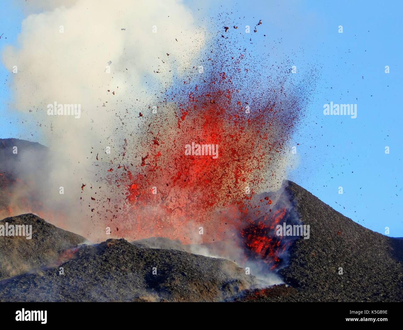 Fogo volcan actif Banque de photographies et d’images à haute ...