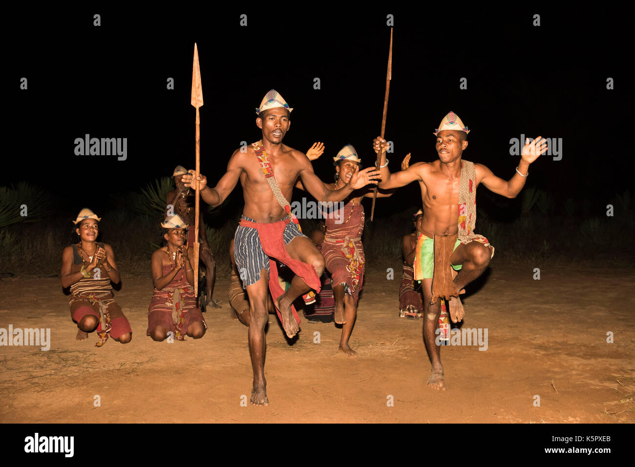 Tribu antandroy Banque de photographies et d’images à haute résolution ...