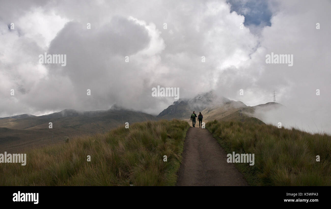 Volcan pichincha Banque de photographies et d’images à haute résolution ...