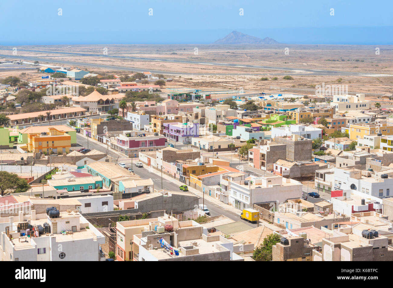 Cap vert SAL Vue aérienne de haute Espargos, capitale de l'île de Sal ...