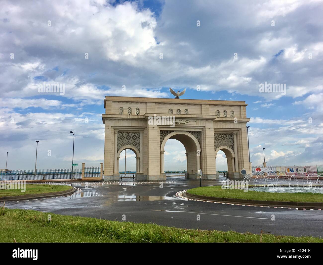 Sablette gate à Alger construit 2015.La porte est échantillonné comme ...