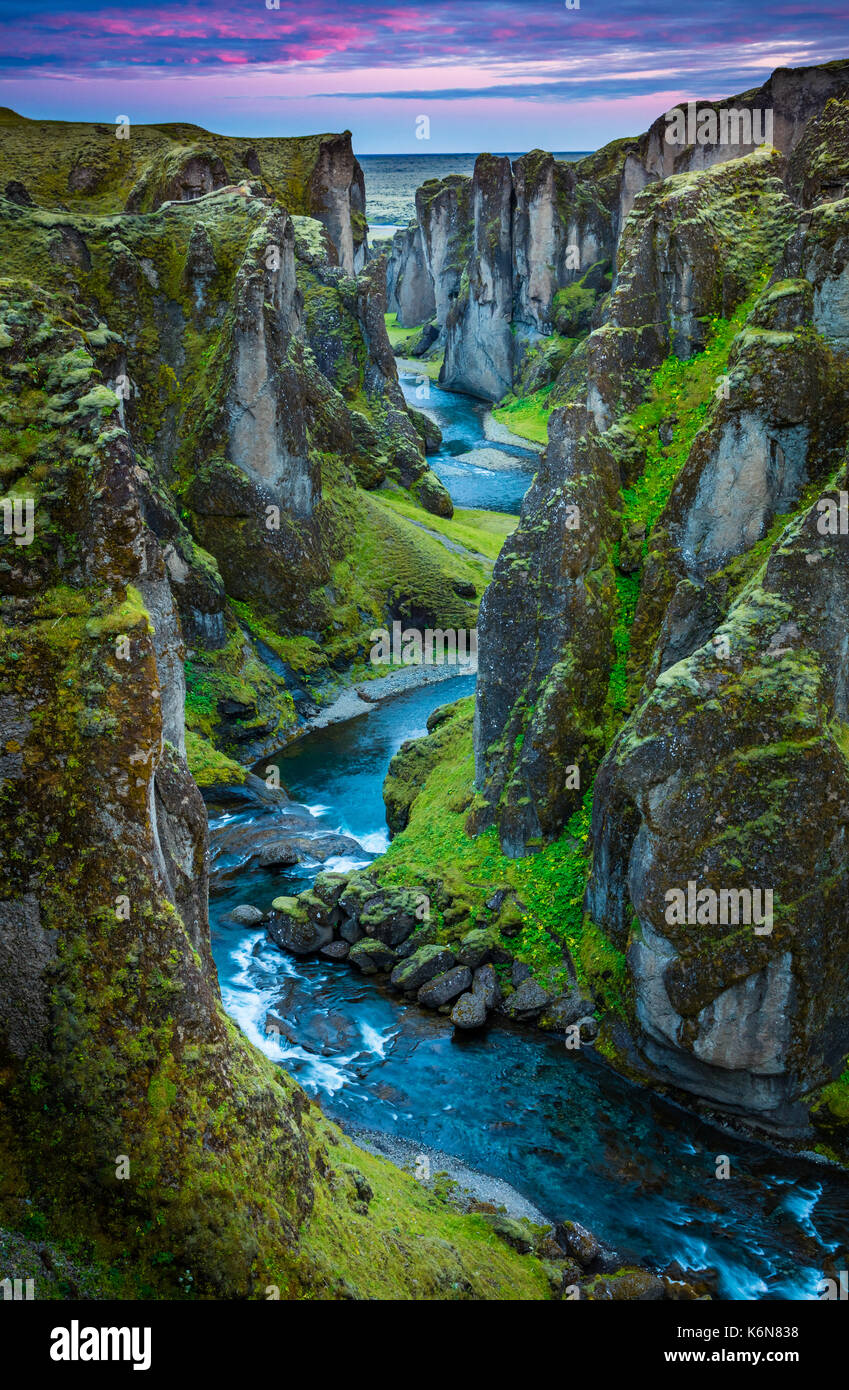 Fjadrargljufur canyon iceland Banque de photographies et d’images à ...