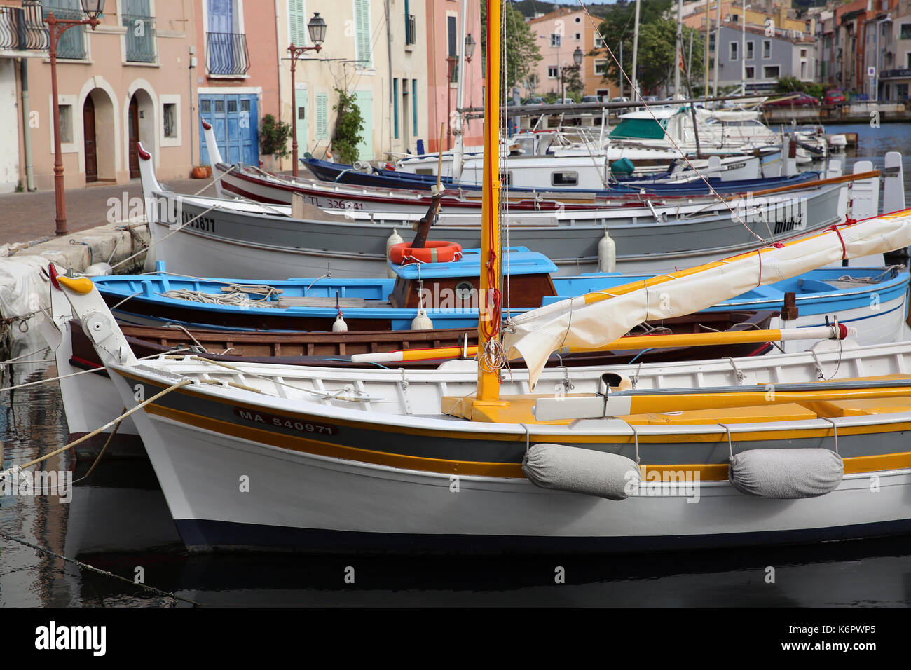 Ville de martigues Banque de photographies et d’images à haute résolution - Alamy