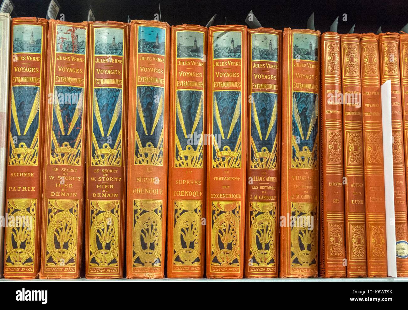 Hetzel verne collection Banque d'image et photos - Alamy