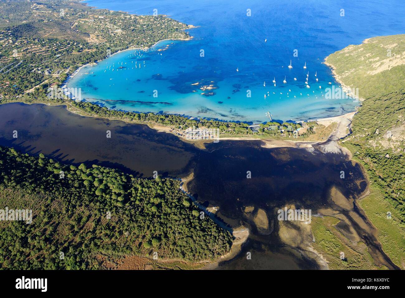 France, Corse du Sud, Golfe de Santa Giulia, au sud de Porto Vecchio ...