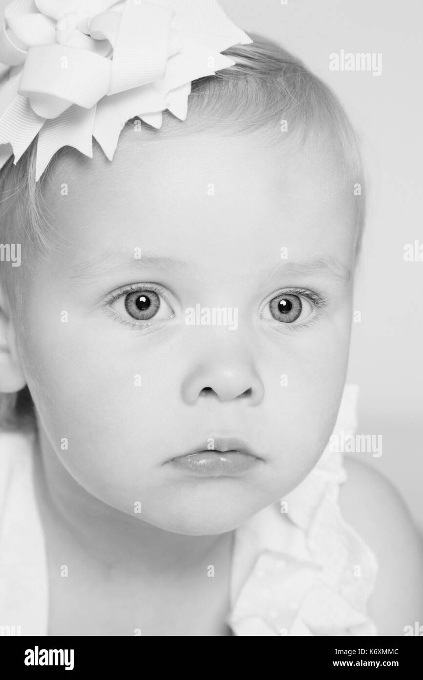 Yeux d'enfant Banque de photographies et d’images à haute résolution ...