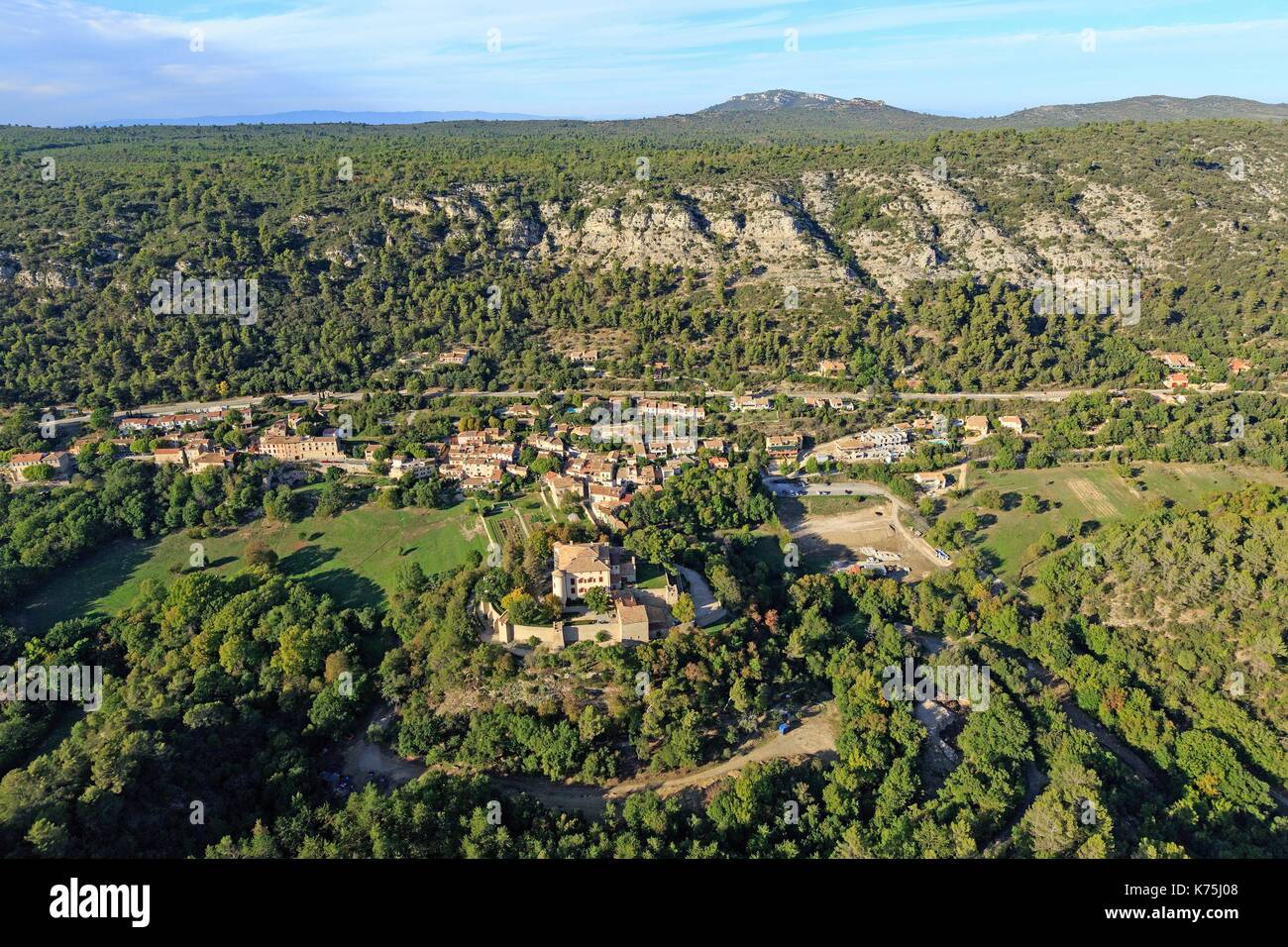 France, Bouches du Rhone, Pays d'Aix, la Sainte Victoire Site ...