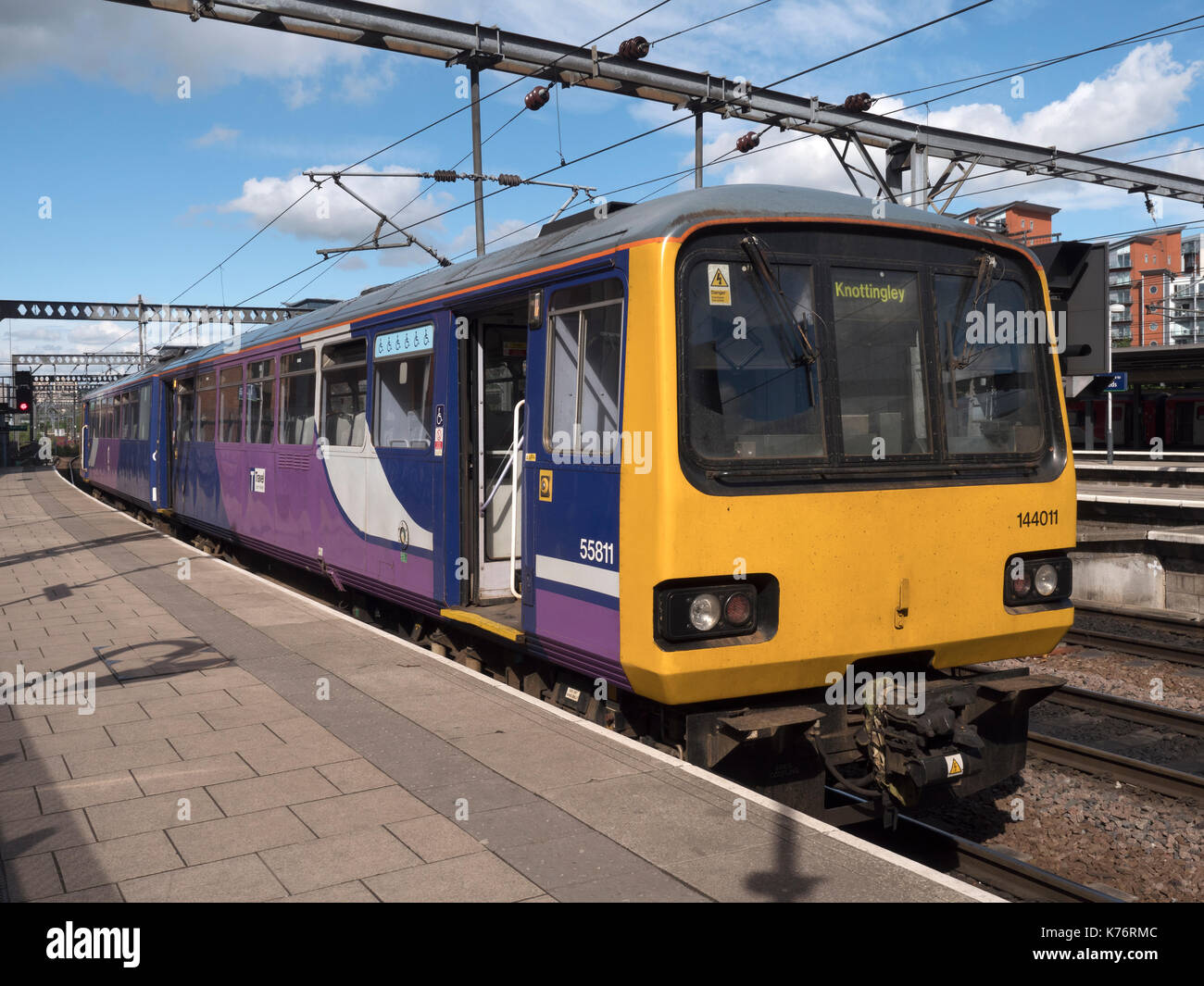 Leeds train station uk Banque de photographies et d’images à haute ...