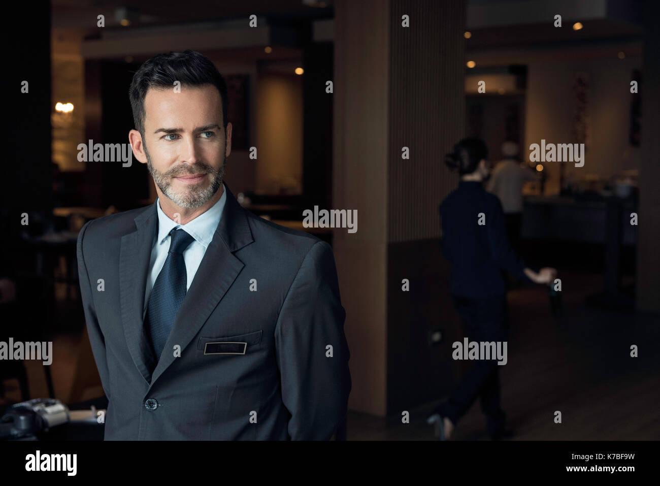 Gérant de restaurant Banque de photographies et d’images à haute ...