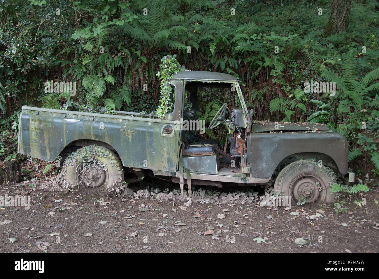 Land rover voitures classiques defender 90 Banque de photographies et d ...