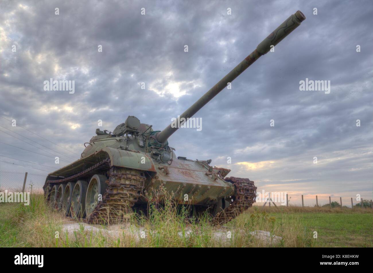 Armoured tank Banque de photographies et d’images à haute résolution ...