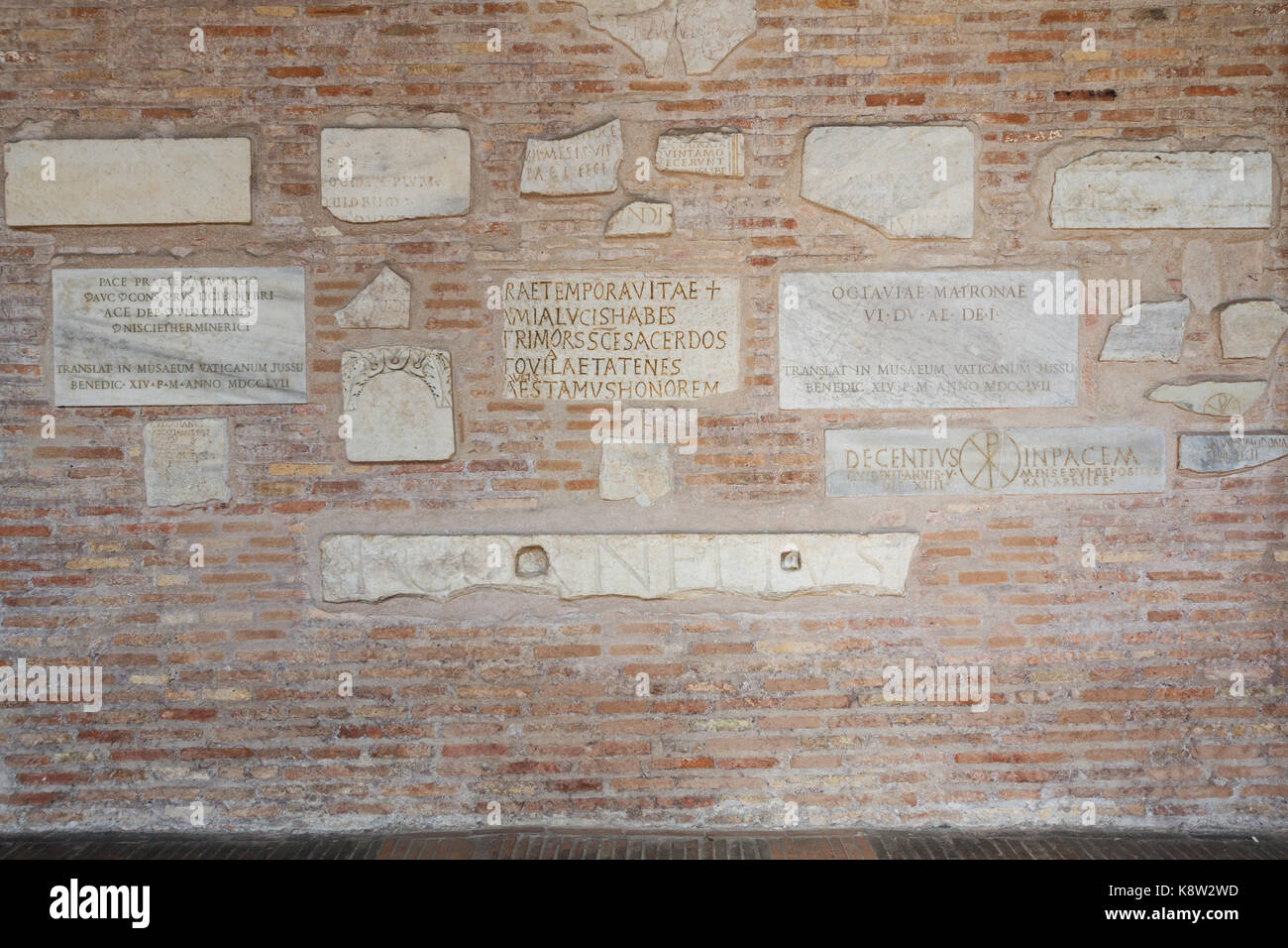 Mur de rome Banque de photographies et d’images à haute résolution - Alamy
