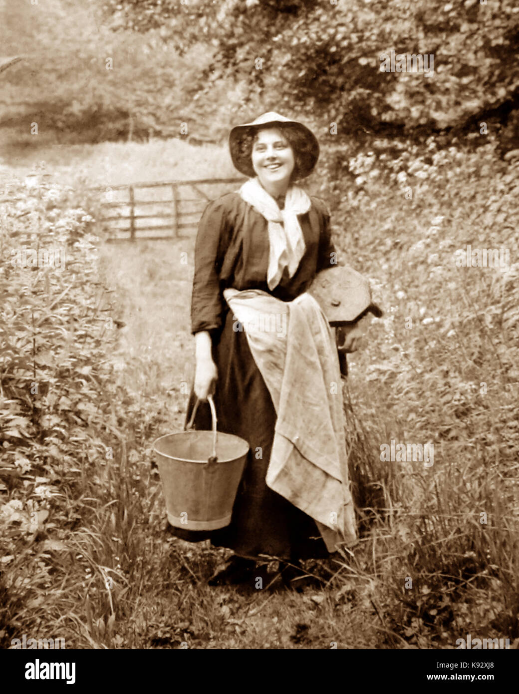 Old farm 1900s Banque de photographies et d’images à haute résolution ...