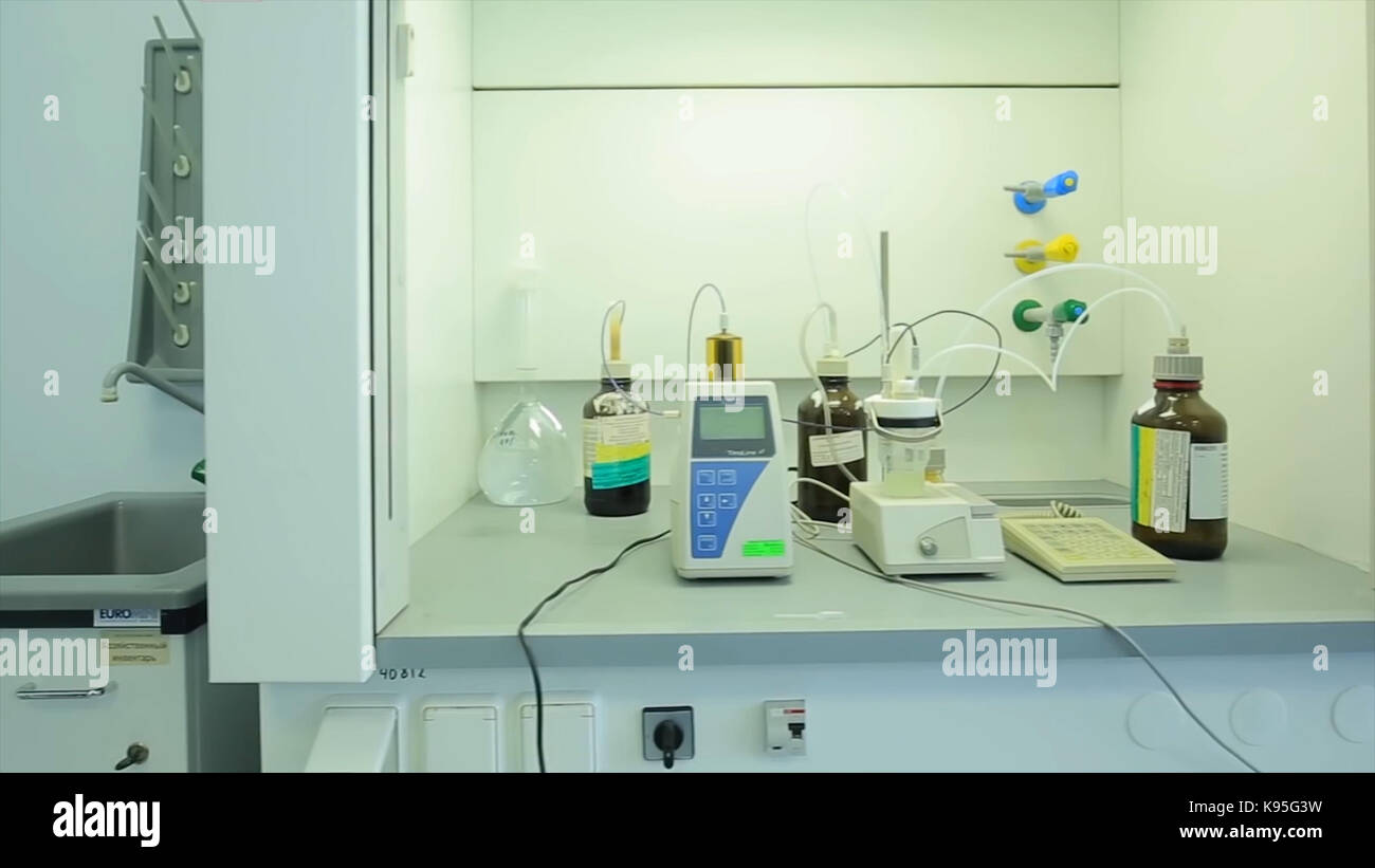 Laboratoire de chimie physique Banque de photographies et d’images à ...