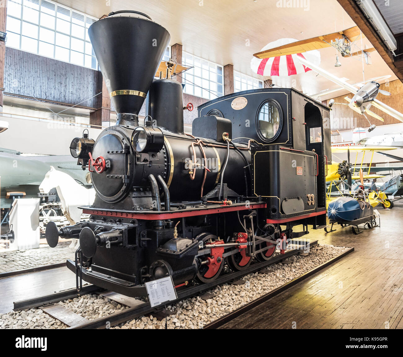 Musée tesla Banque de photographies et d’images à haute résolution - Alamy
