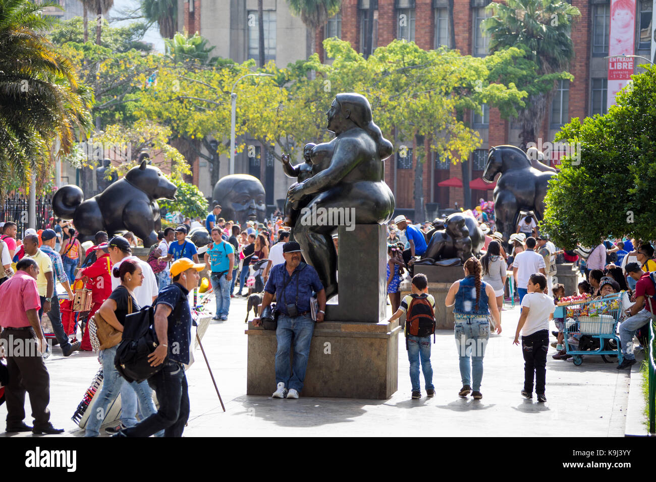Botero park Banque de photographies et d’images à haute résolution - Alamy
