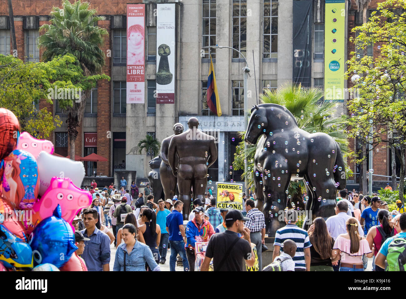 Botero park Banque de photographies et d’images à haute résolution - Alamy