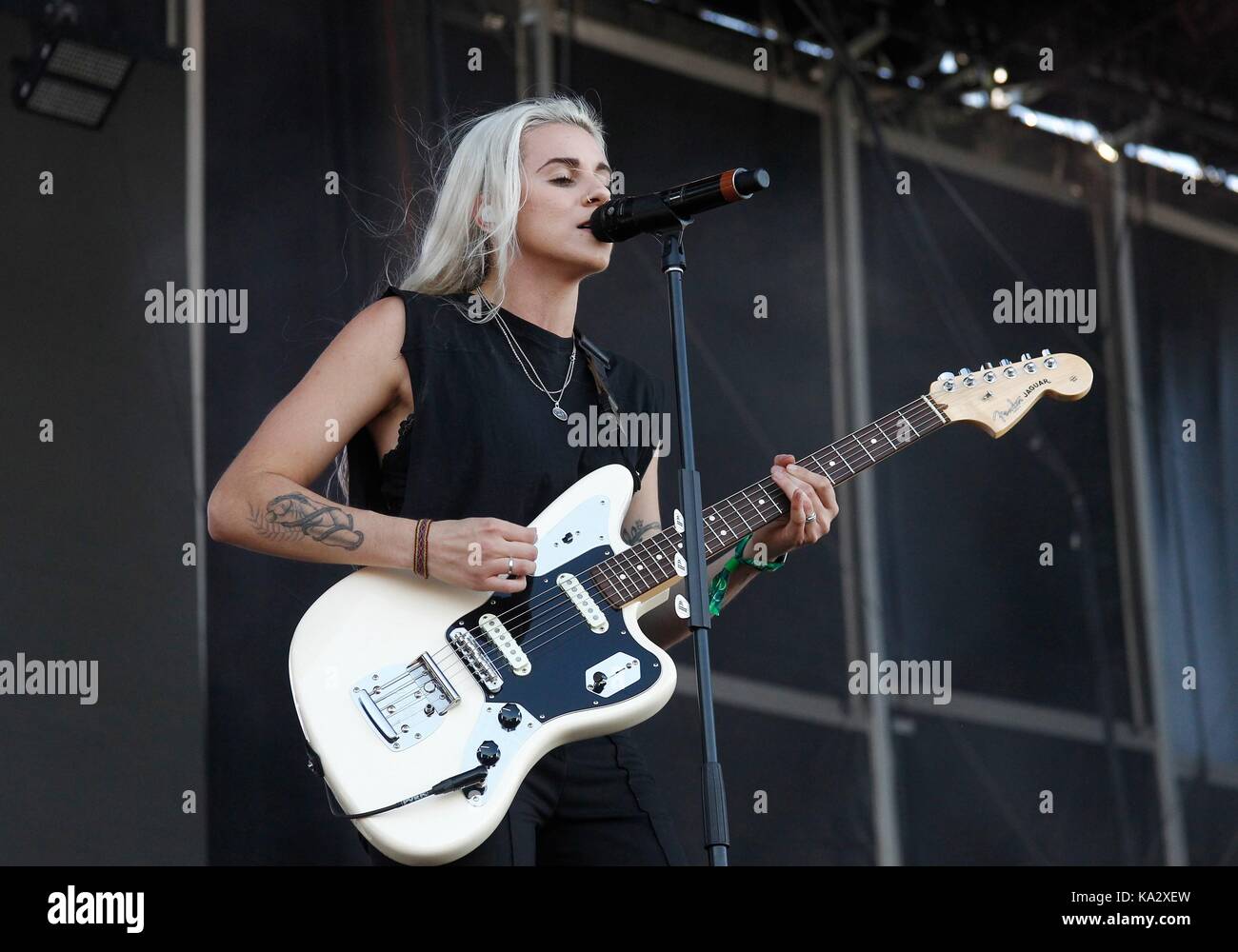 Lynn gunn Banque de photographies et d’images à haute résolution - Alamy