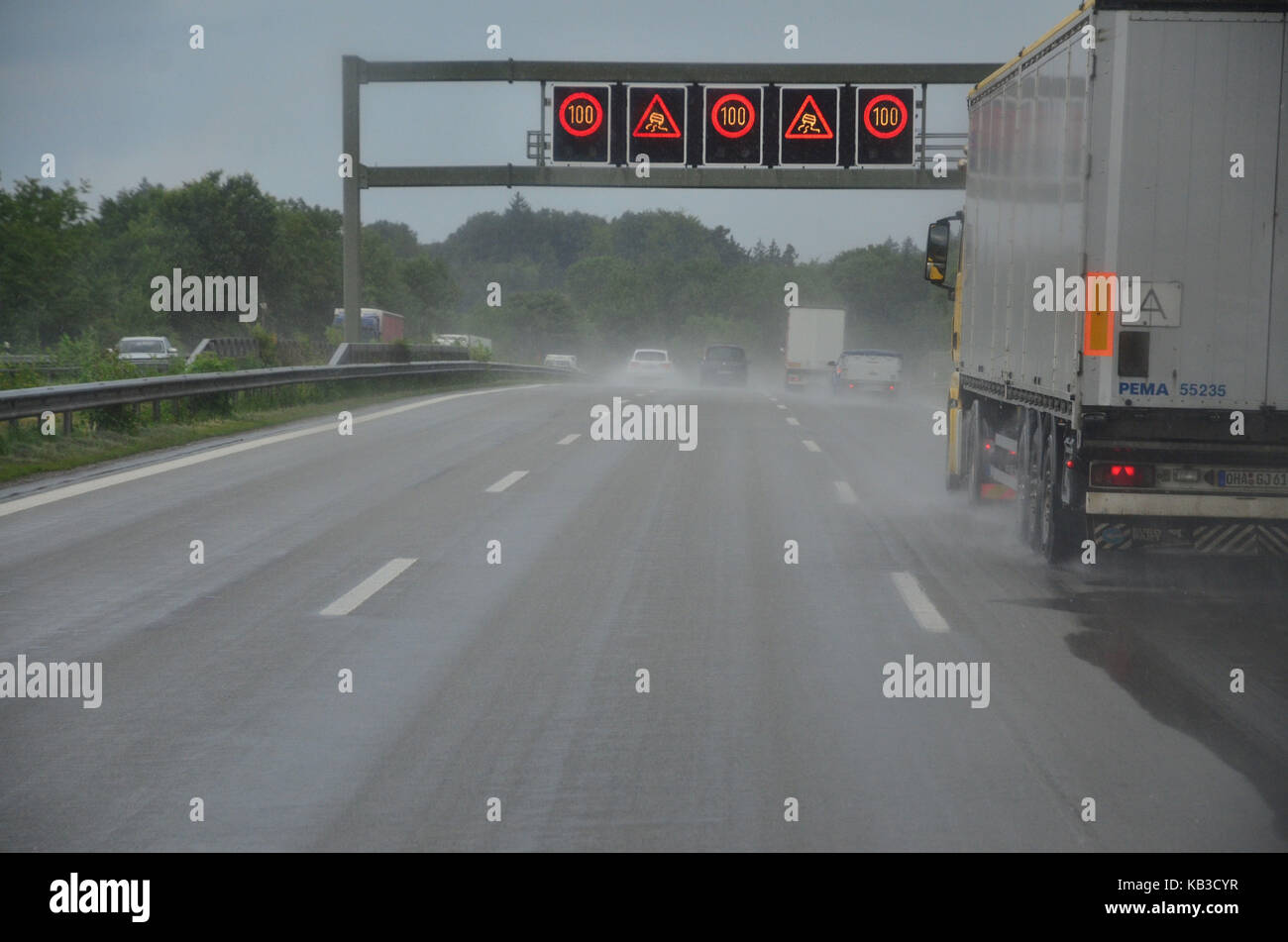 A8 autoroute Banque de photographies et d’images à haute résolution - Alamy