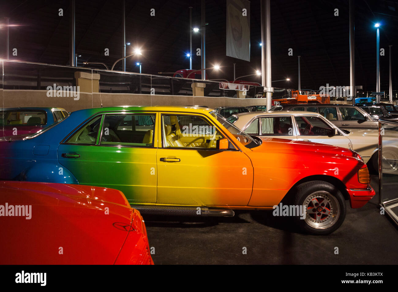 Émirats arabes unis, Abu Dhabi, shanayl, Emirates national car museum ...