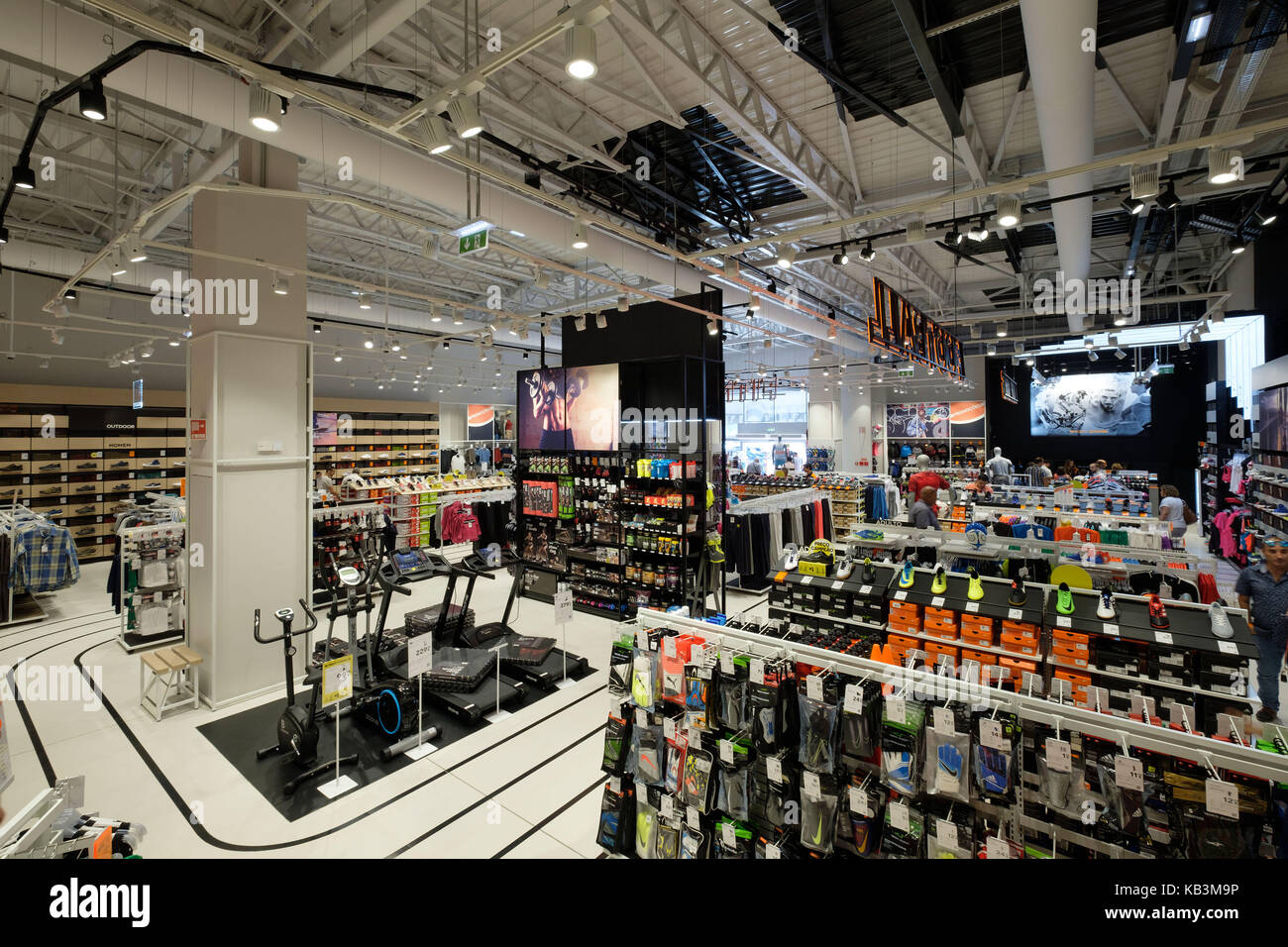 Sports store Banque de photographies et d’images à haute résolution - Alamy