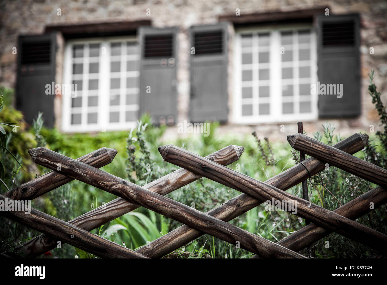Medieval Village Of Les Arcs Sur Argens Banque d'image et photos - Alamy