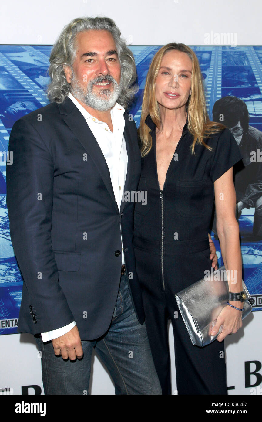 Kelly lynch and mitch glazer Banque de photographies et d’images à haute résolution - Alamy