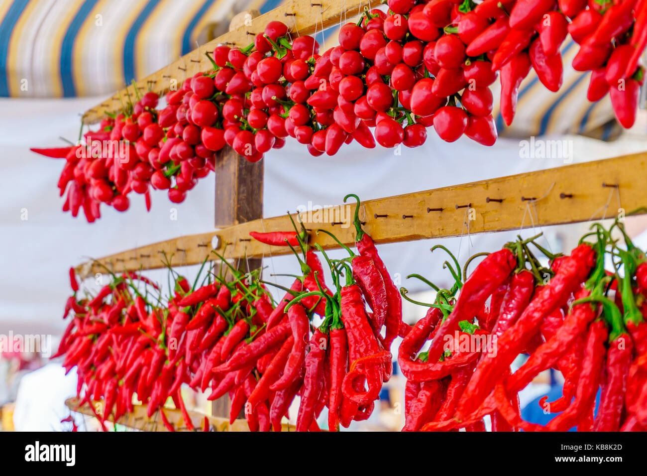 Piment Suspendu Banque d'image et photos - Alamy