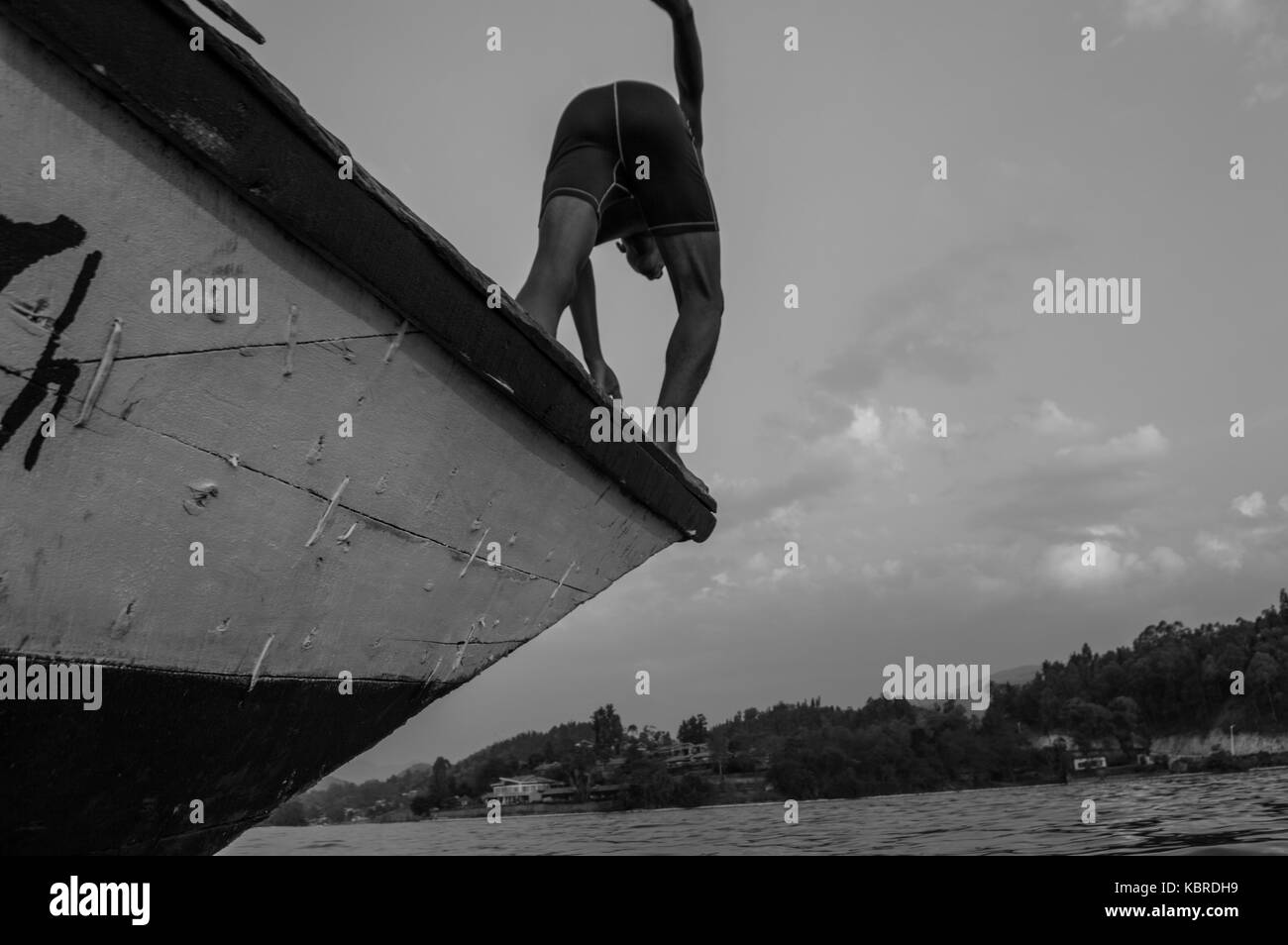 Lake kivu kibuye rwanda africa Banque d'images noir et blanc - Alamy