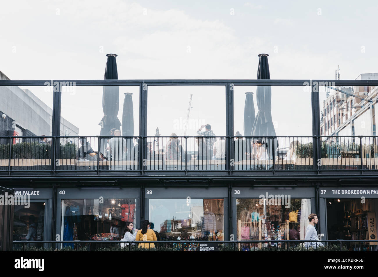 Boxpark shoreditch Banque de photographies et d’images à haute ...