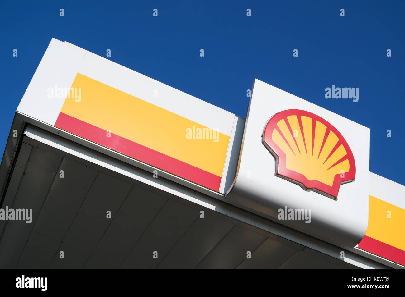 Shell Gas Sign Banque d'image et photos - Alamy