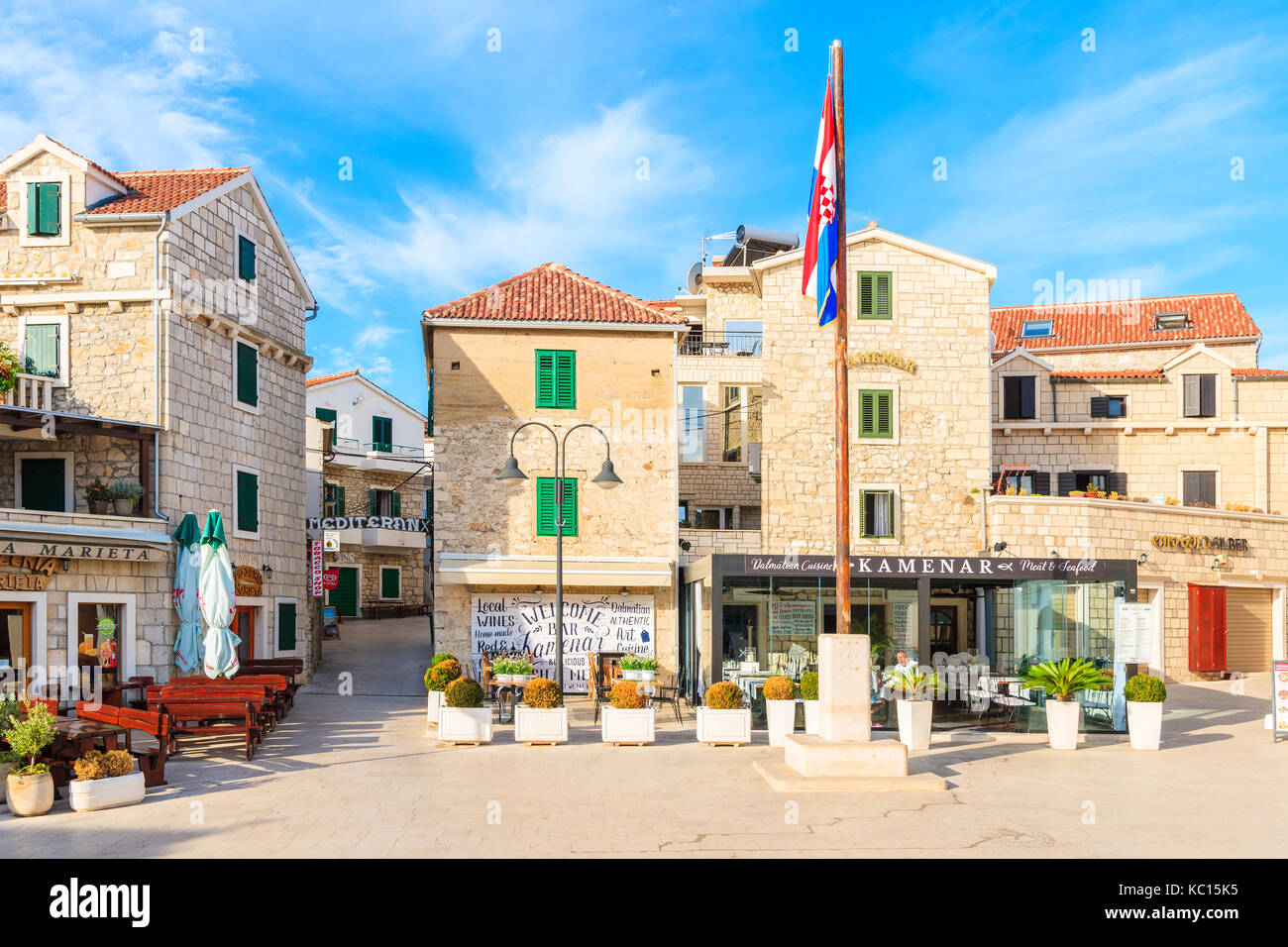 PRIMOSTEN, CROATIE - Nov 5,2017 : maisons en pierre typiques et de ...