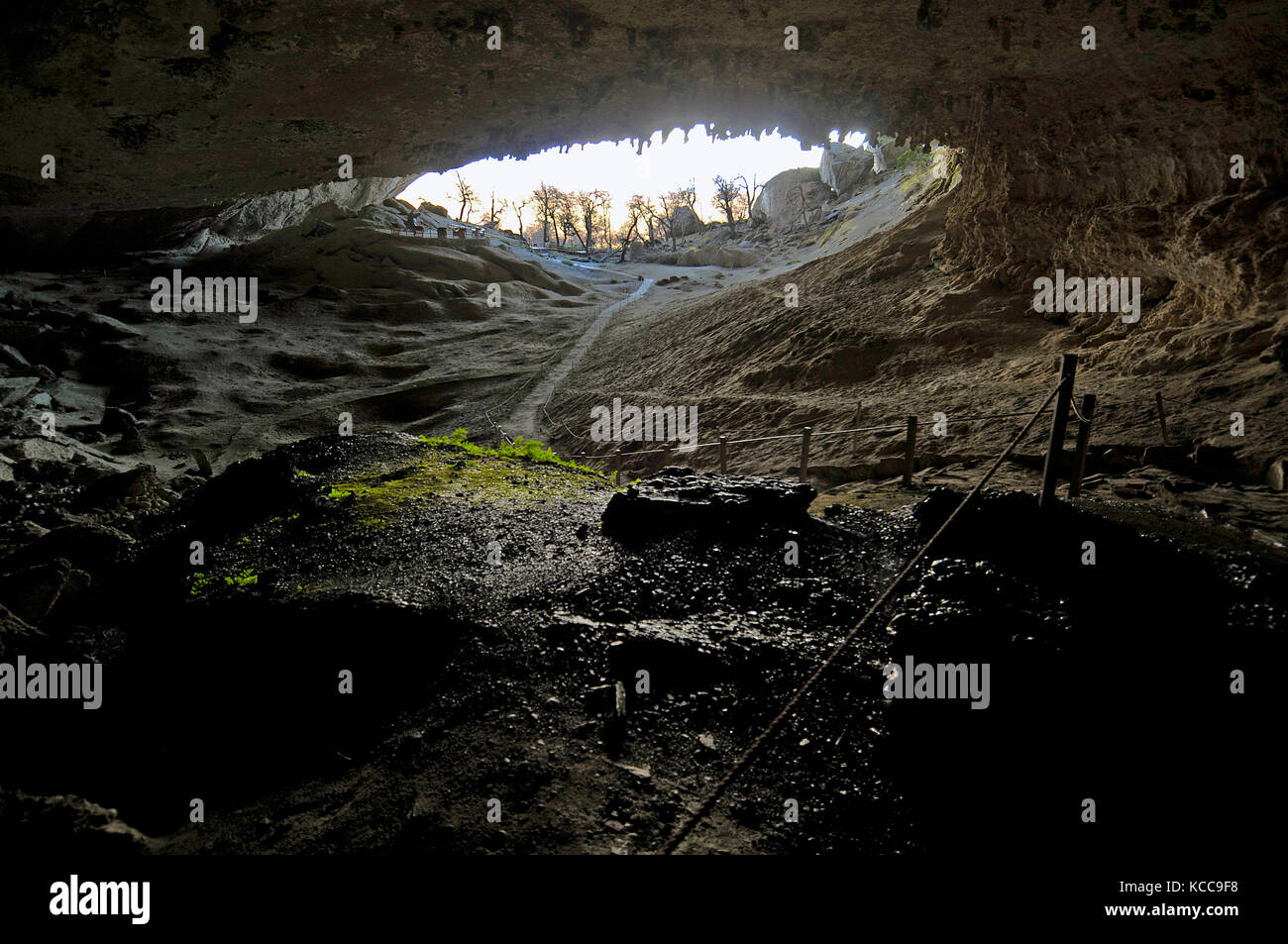 Grotte de milodon Banque de photographies et d’images à haute ...
