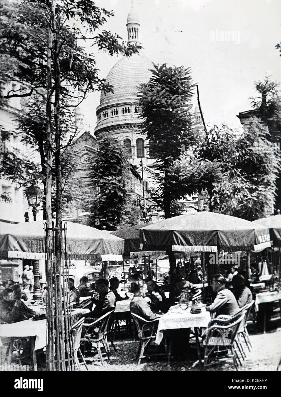 Paris france 1940 montmartre Banque de photographies et d’images à ...
