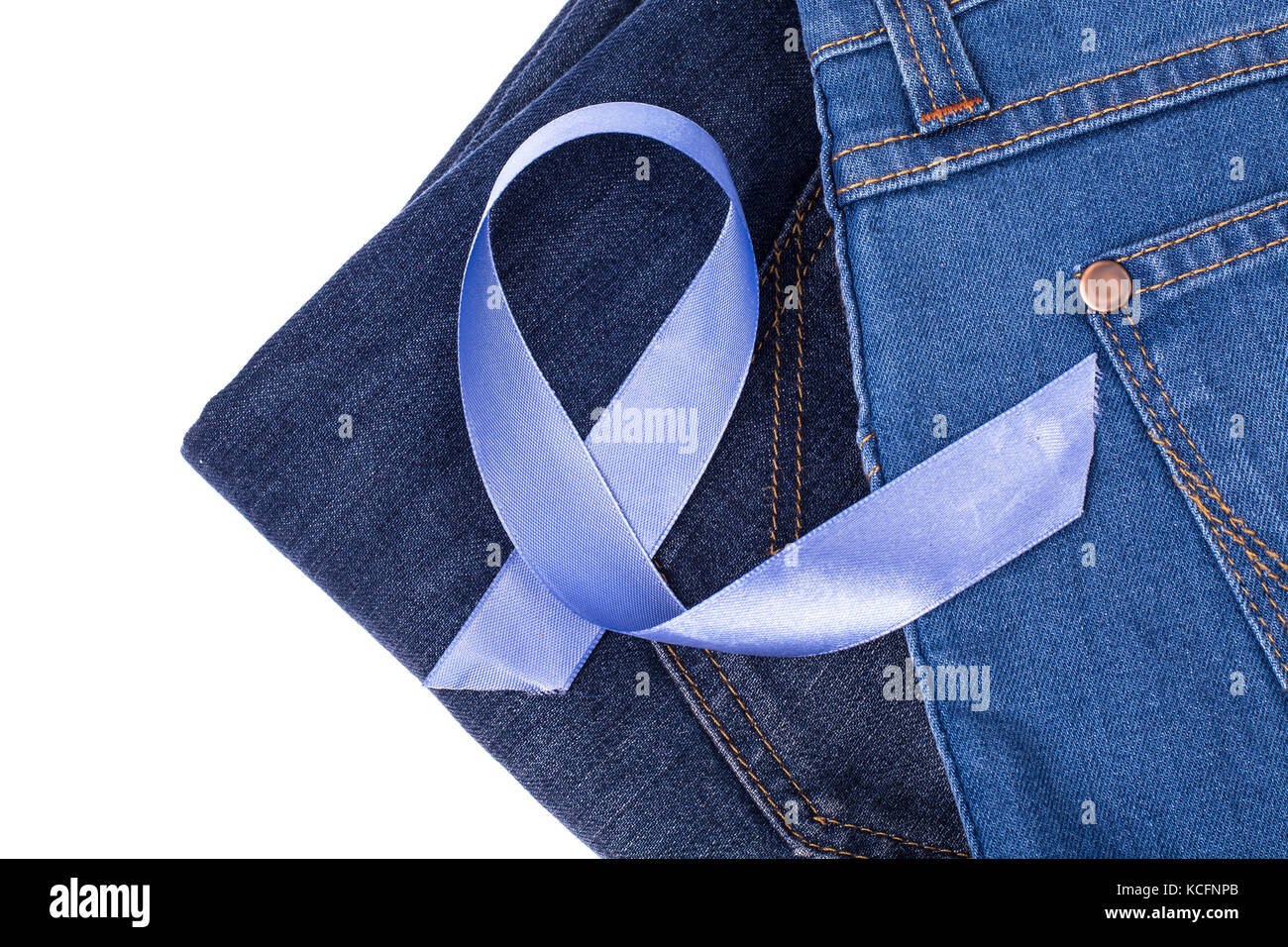 Symbole du ruban bleu de la sensibilisation sur le cancer de la prostate Photo Stock - Alamy