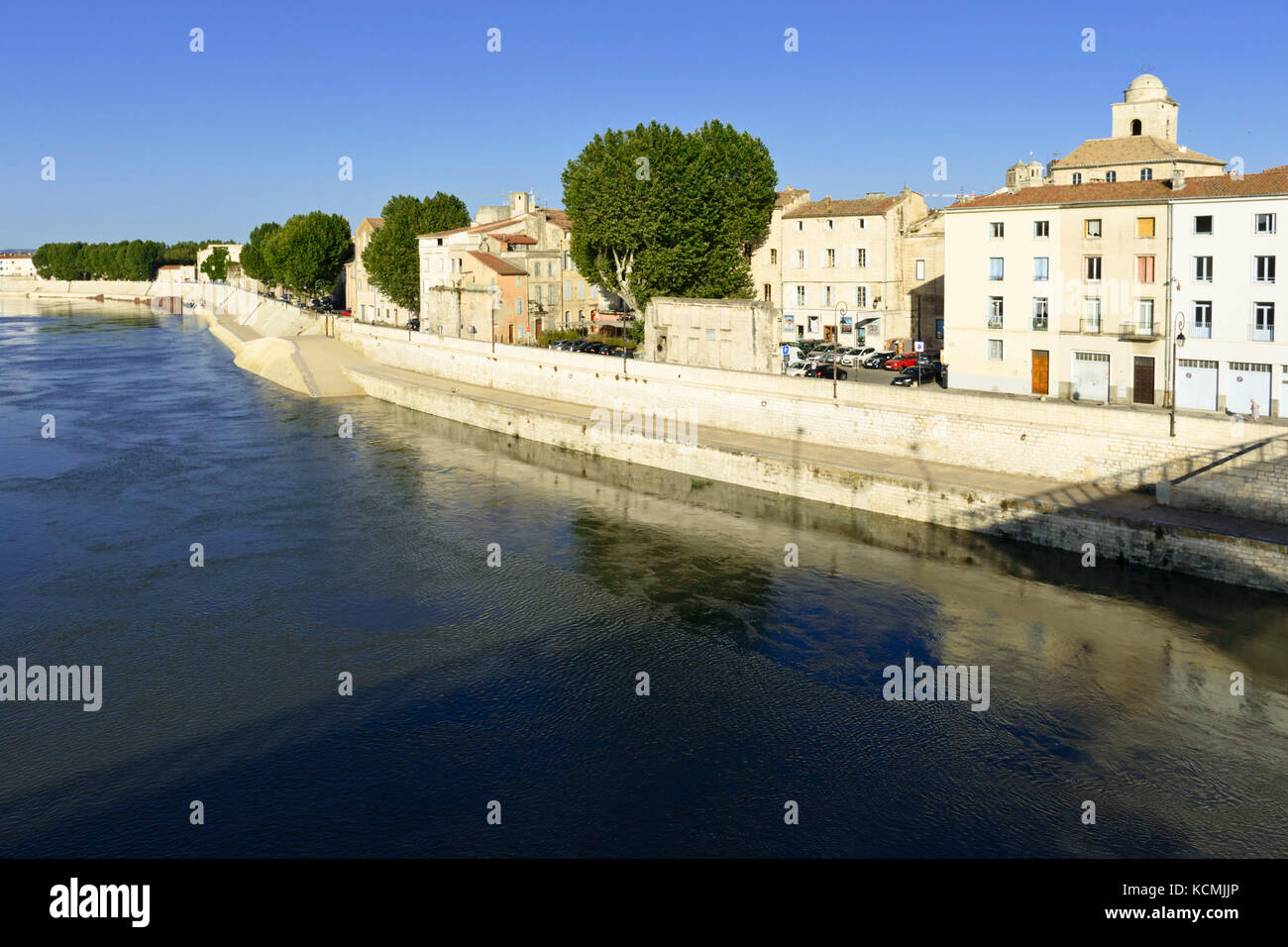 Rhone river arles Banque de photographies et d’images à haute ...