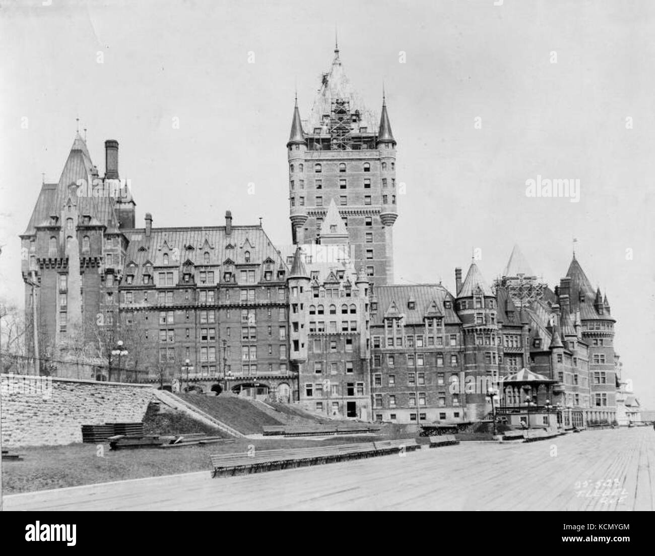 Chateau frontenac Banque d'images noir et blanc - Alamy