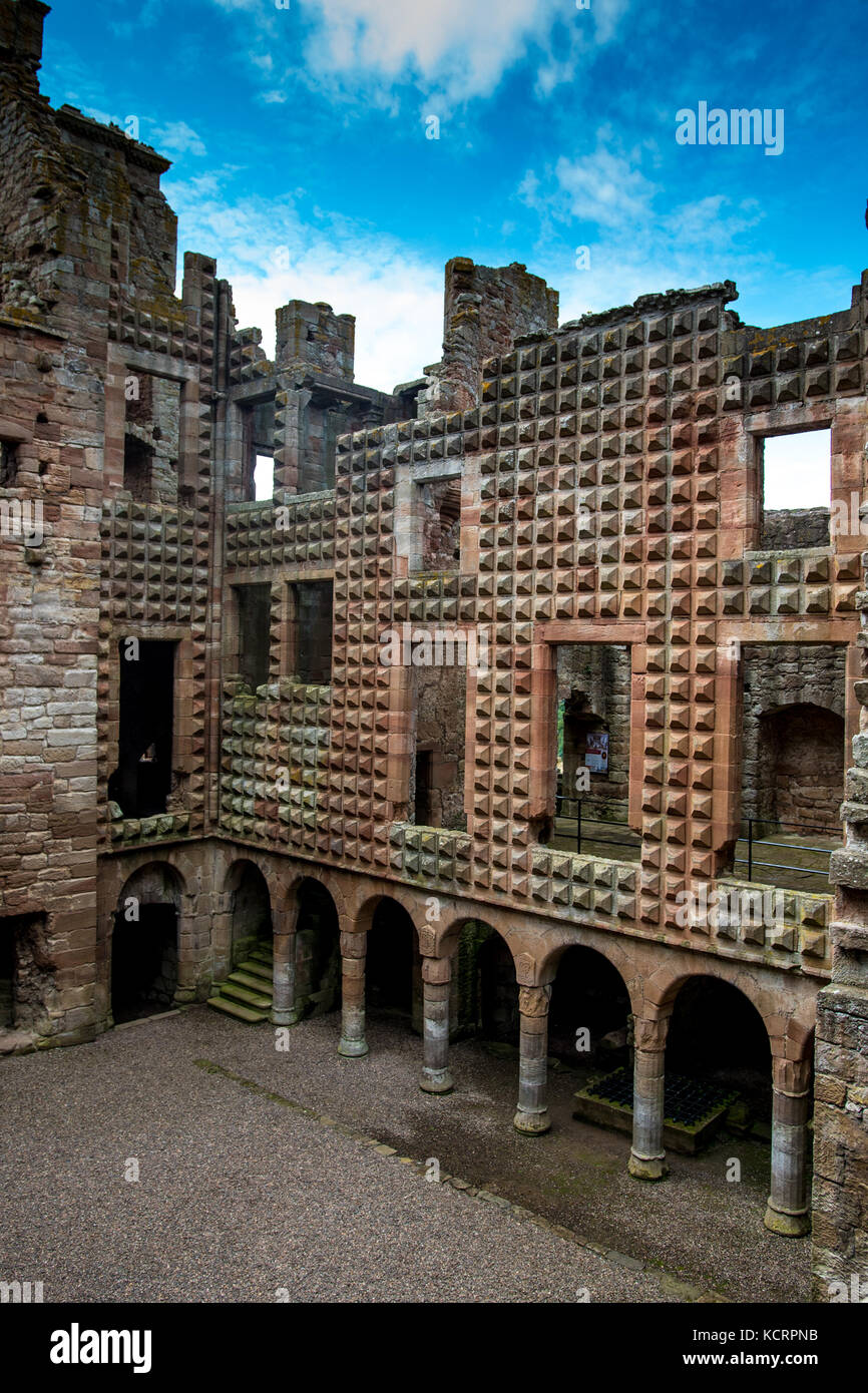 Crichton castle Banque de photographies et d’images à haute résolution ...