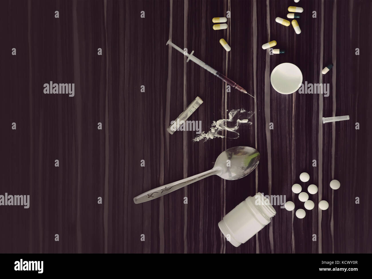 Drogues et alcool Banque de photographies et d’images à haute ...